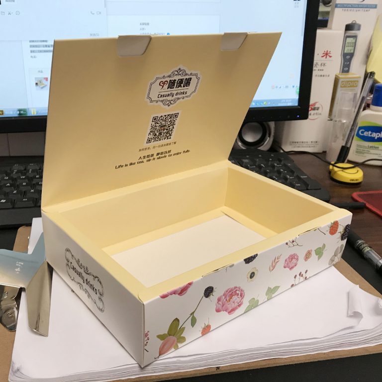 White Cardboard Coffee Box